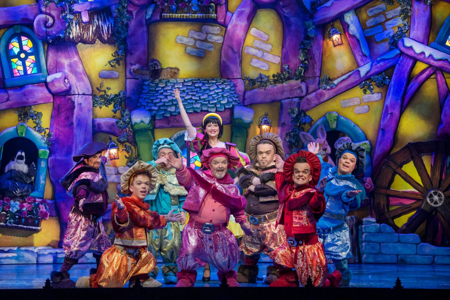 Review: Snow White and the Seven Dwarfs, Festival Theatre Edinburgh ...